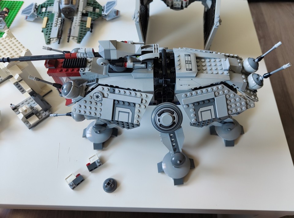 Lot Lego Star Wars Personnages et Vaisseaux, Hoth, At-Te, Tie Fighter ...