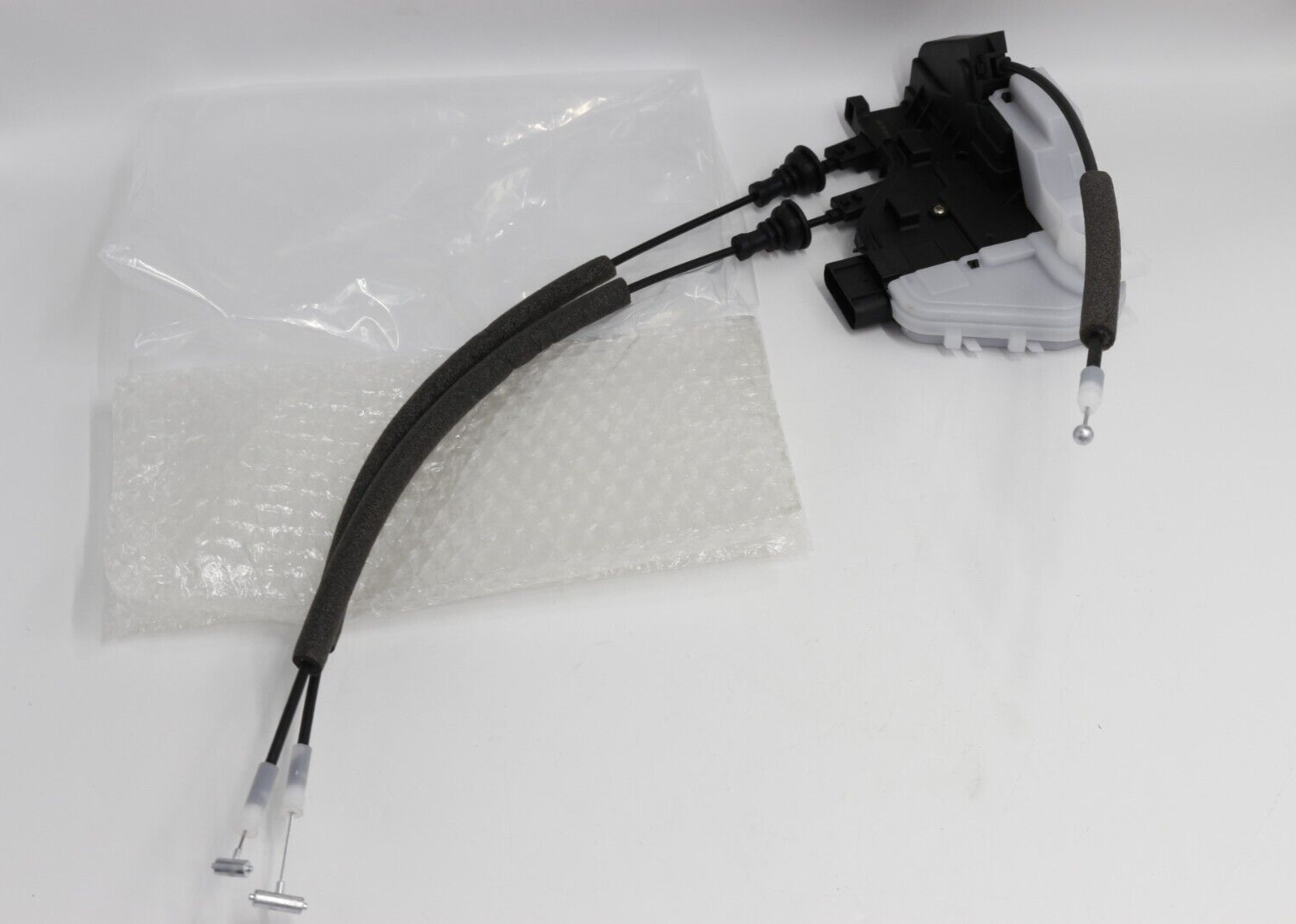 Hyundai OEM 13-14 Santa FE Front Door-lock Actuator 813202W010 for sale ...