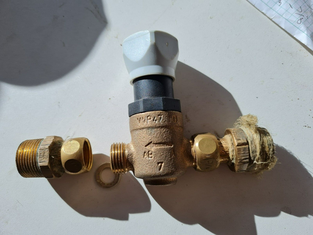 Siemens VVP47.10-1 Durchgangsventil Aussengewinde PN16 DN10 kvs 1 ...