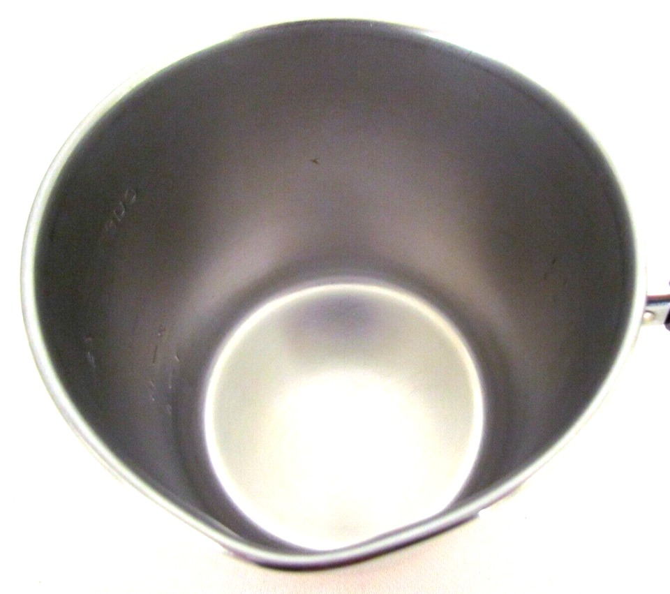 VINTAGE 1 1/2 qt REVERE WARE SAUCE POT WITH MEASURE MARKS + POUR SPOUT ...