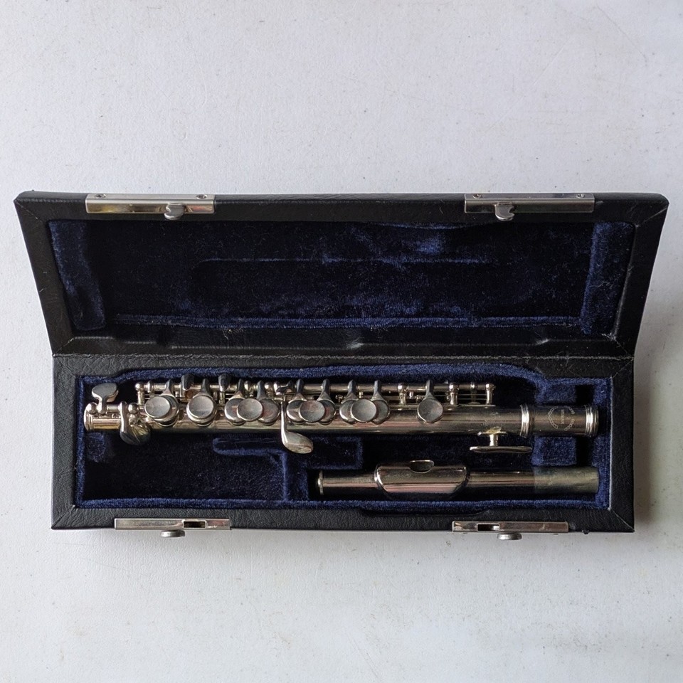 vtg Antique Weimar Piccolo with Blue Velvet Latching Hard-Shell Case ...