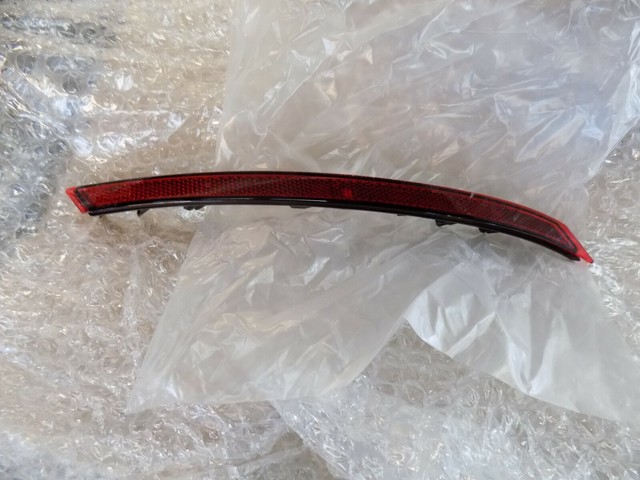 Range Rover Velar L560 Left Hand Side Rear Reflector LR093436 for sale ...