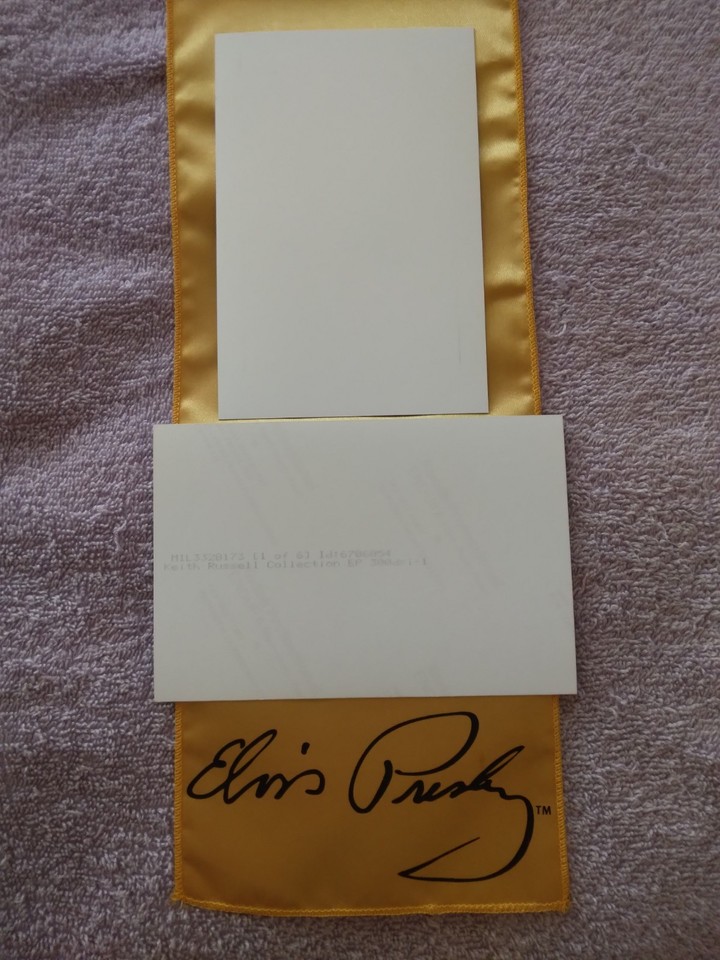 ELVIS PRESLEY SIGNATURE GOLD SCARF&ELVIS/LISA MARIE FAMILY PHOTOS NEW ...