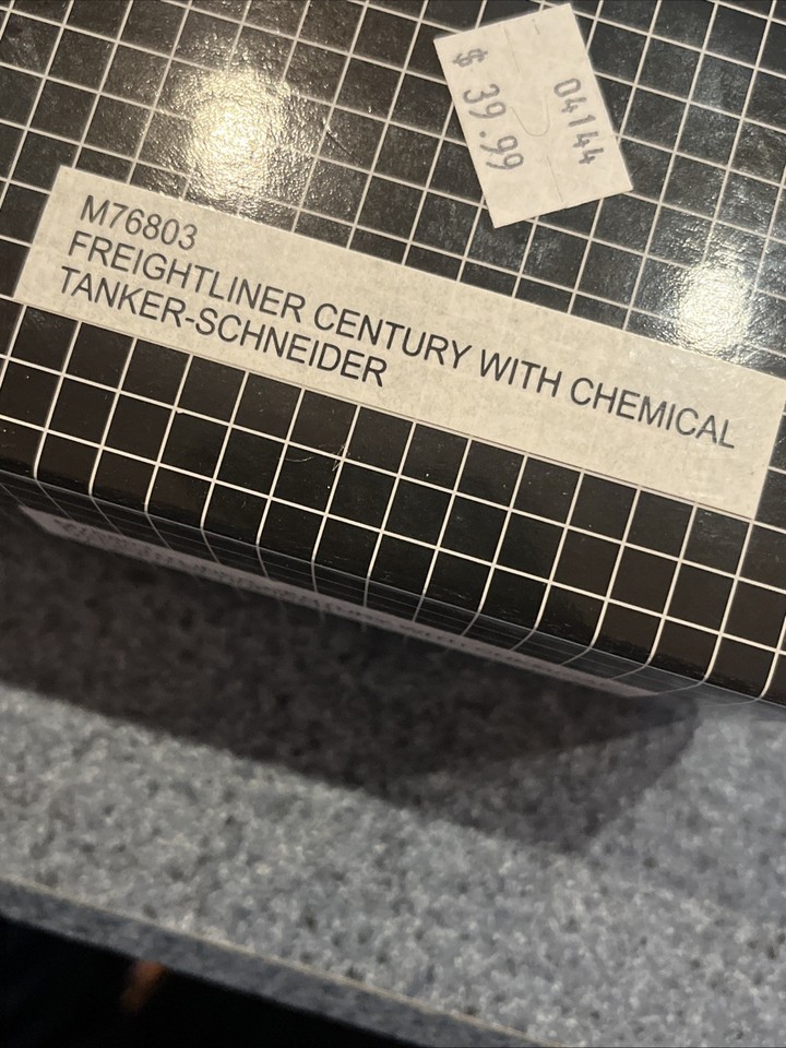 Schneider 1:64 Diecast Tanker Truck And Cab . Precision Engineered ...