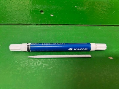 Hyundai 00F05 AU000RB5 Becketts Black Touch Up Paint Pen New, Genuine ...