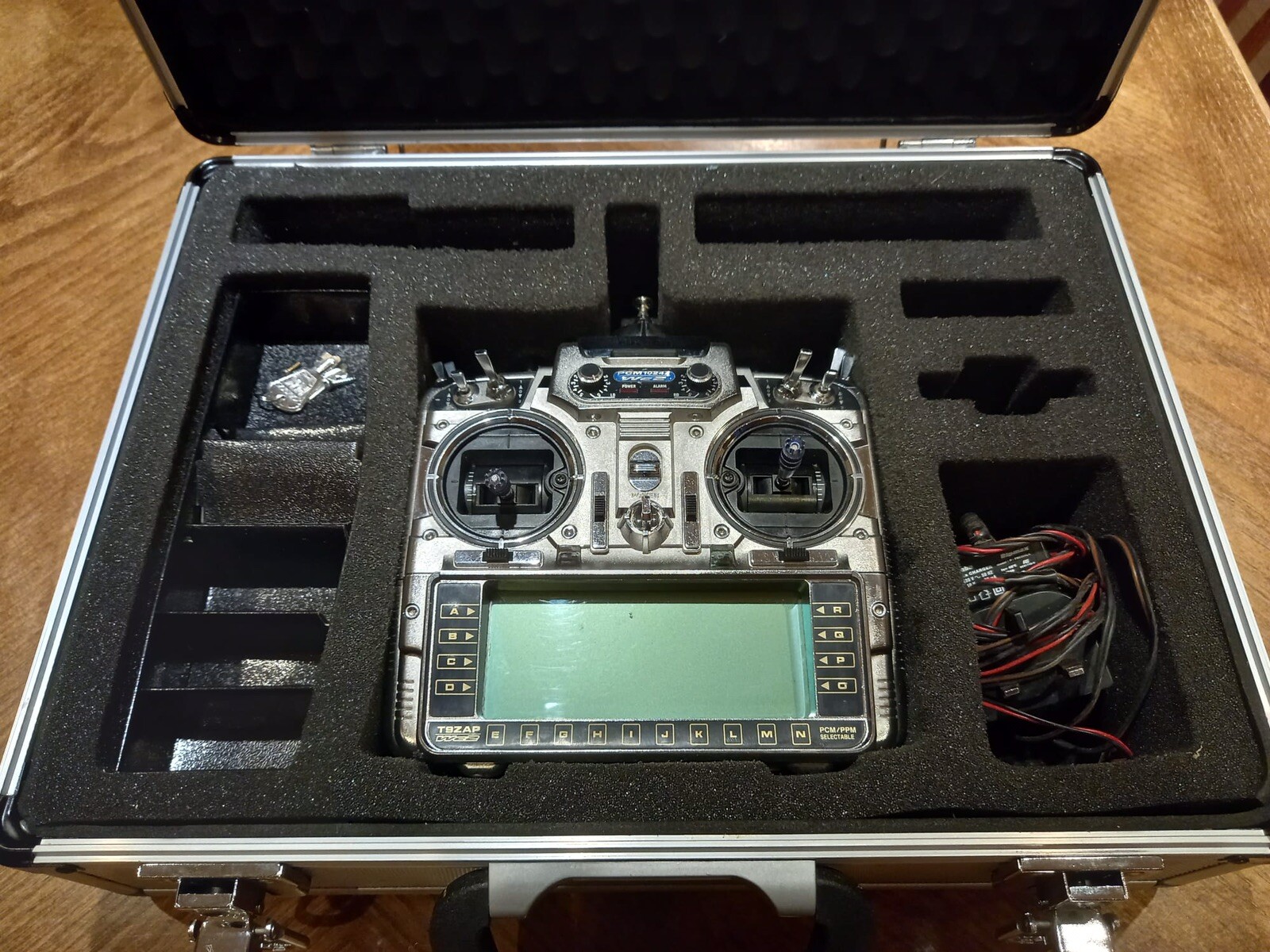 Futaba PCM 1024Z WC2 35Mhz Radio Transmitter. Rare World Championship ...