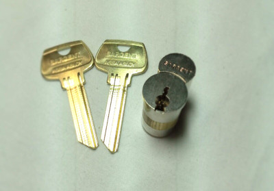 Locks - Removable Cores