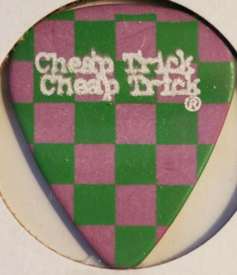 CHEAP TRICK TOM PETERSSON HEAVY PURPLE AND GREEN CHECKERBOARD GUITAR ...