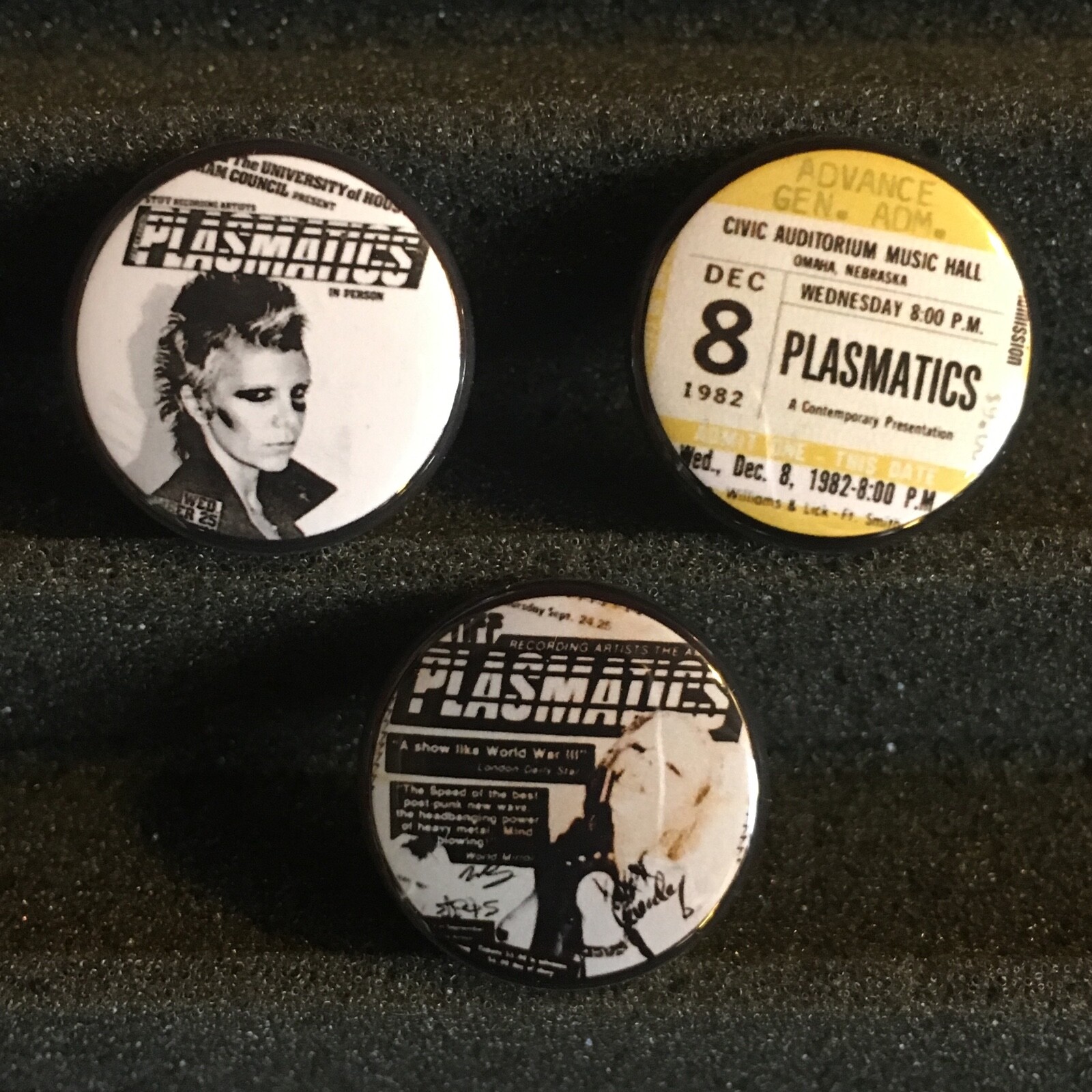 PLASMATICS Concert Poster Flyer Ticket Stub Button Pin Back Badge Punk ...