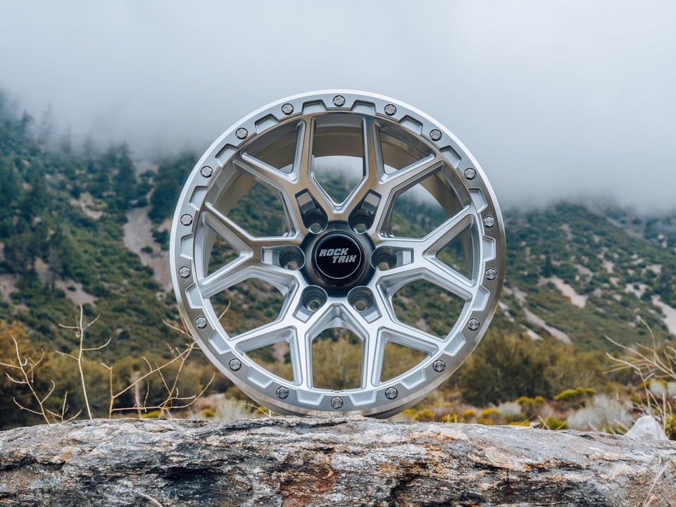 18" inch RockTrix RT107 18x9 -12 Machined Silver Wheel 6x135 Rim for 04 ...