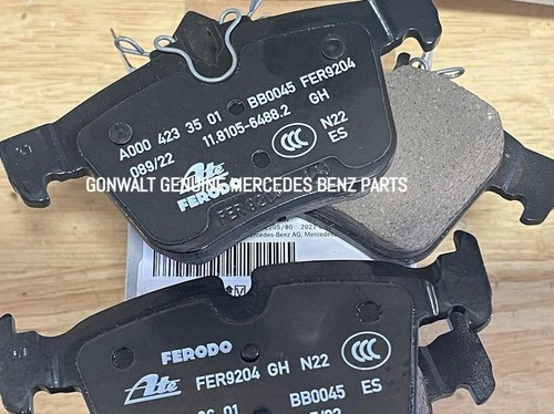 0004208200 Mercedes Benz Genuine Rear Brake Pad Set C class C300 C350e ...