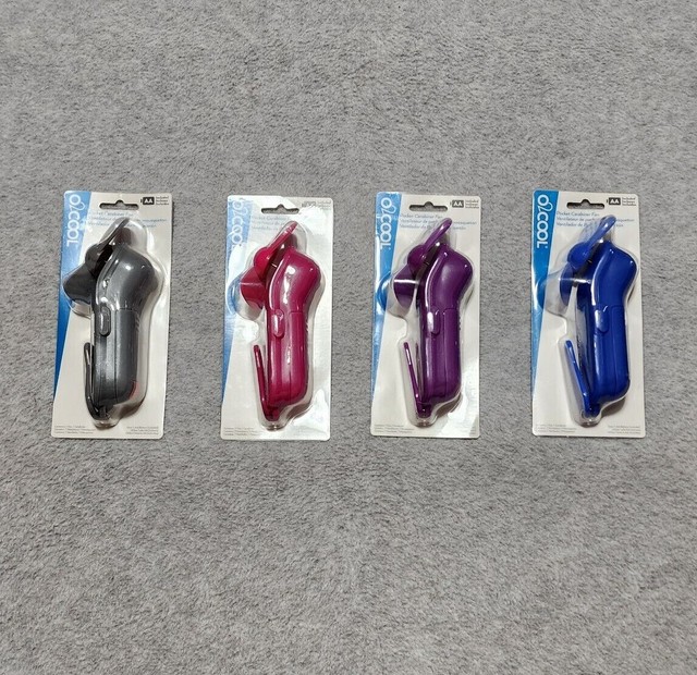 O2cool Pocket Carabiner Fan With Included Batteries Style for 2018 ...