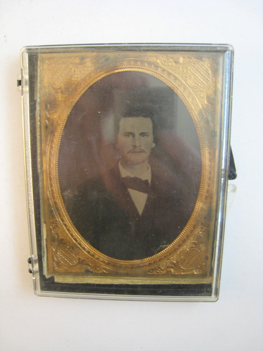 CIVIL WAR ERA PHOTO AMBROTYPE, MODERN CASE, HANDSOME MAN | eBay