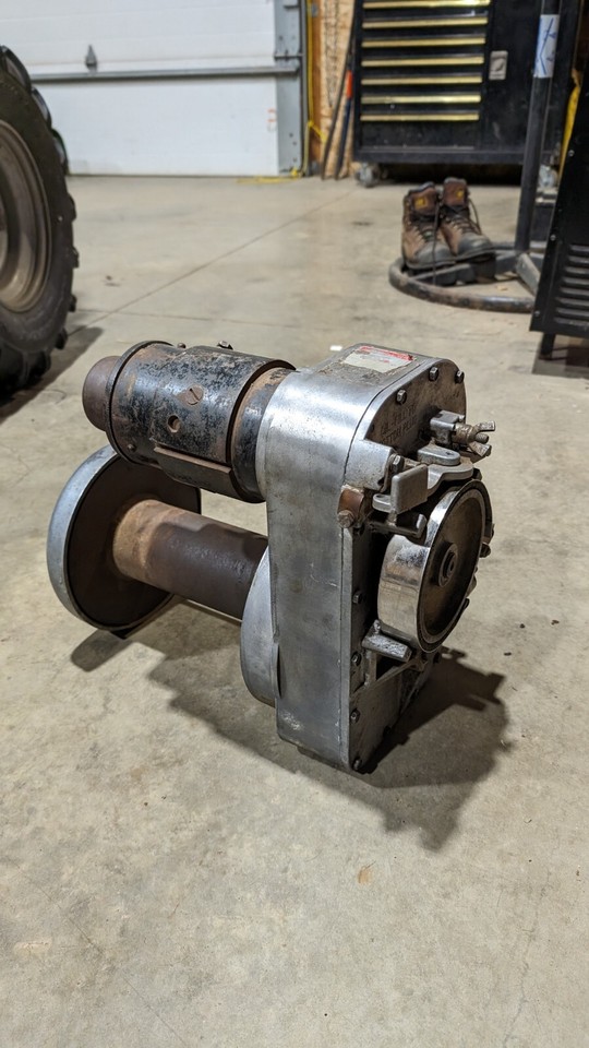 Good condition Warn Belleview M8000 Vintage Winch 8000lbs | eBay