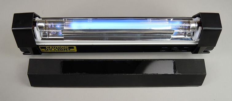 11 watt Shortwave Longwave UV Ultraviolet Lamp & 10 fluorescen mineral ...