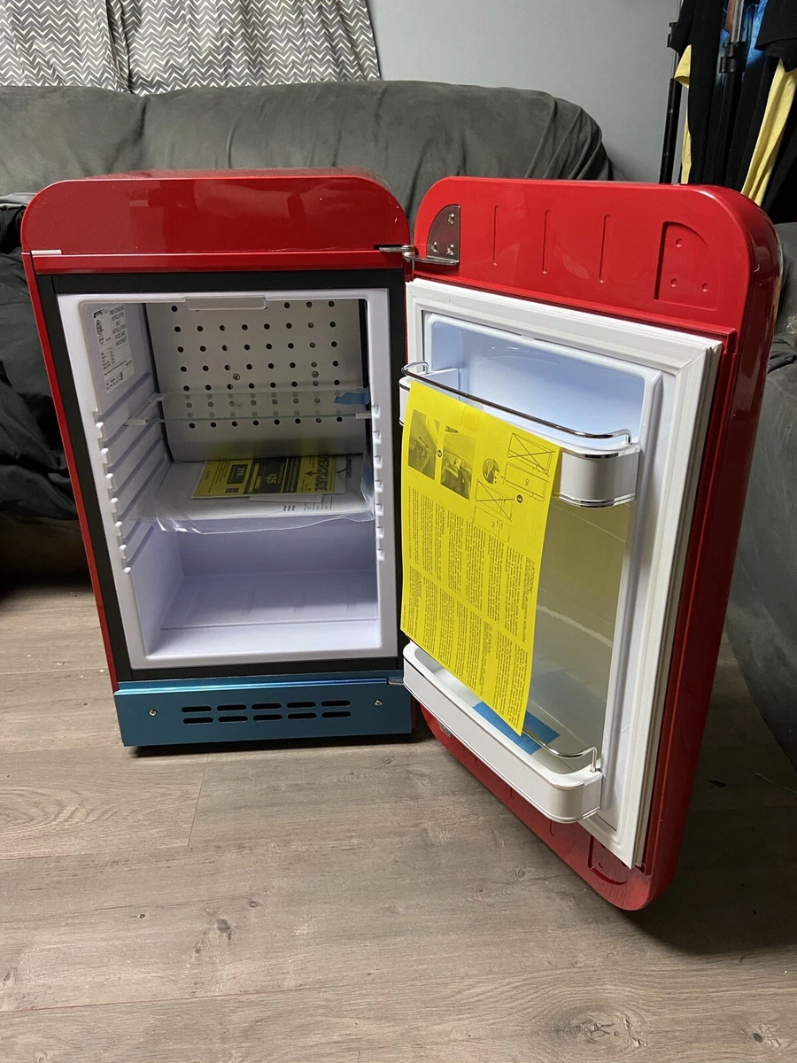 Smeg Mini Refrigerator