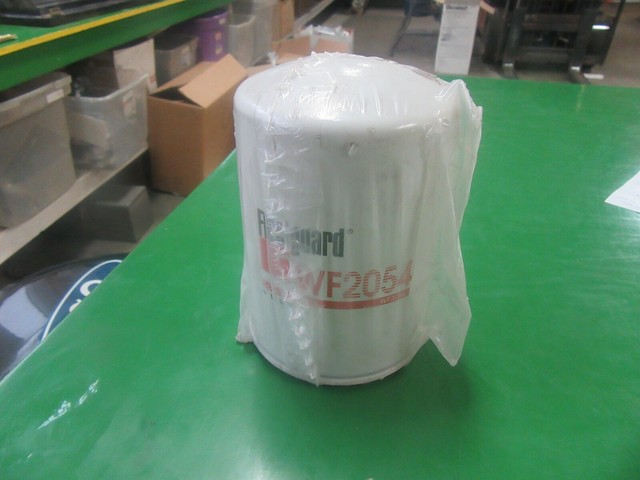 Fleetguard Coolant Water Filter - WF2054 for sale online | eBay