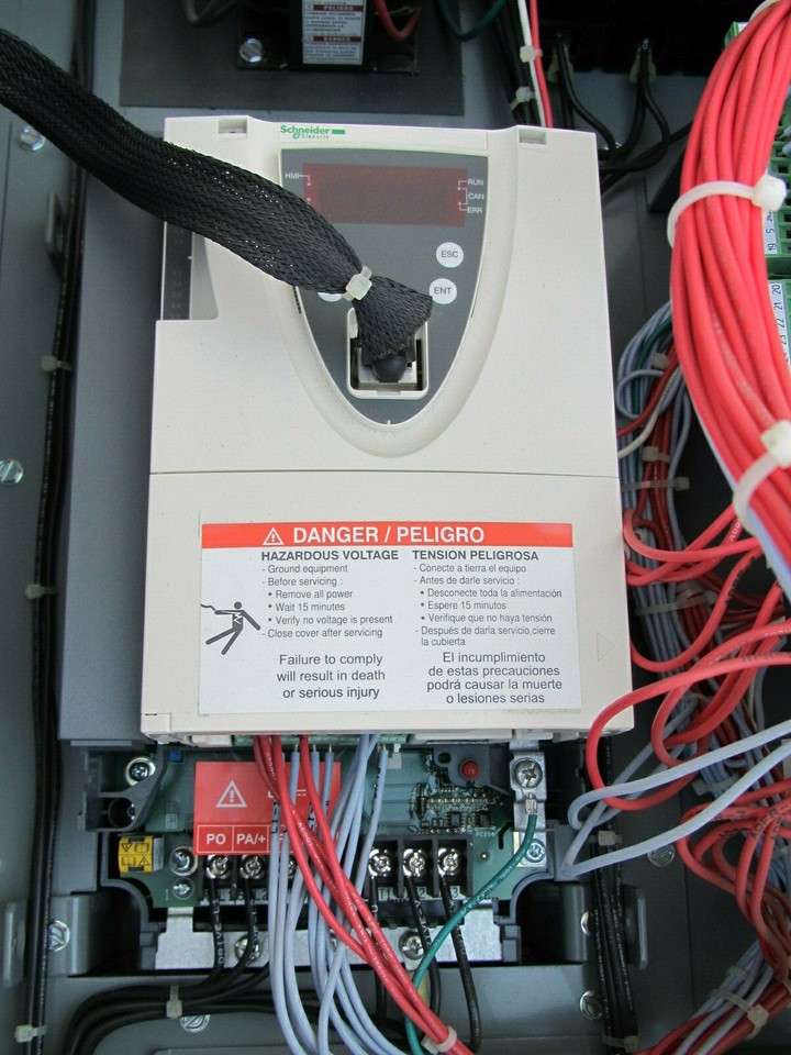 Square D Altivar 8839 EFDGG4VY 7.5HP 460V E-Flex Variable Speed Drive ...