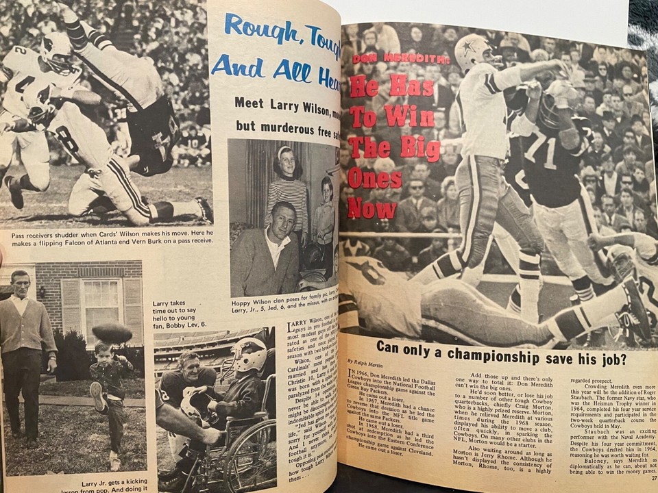 PRO FOOTBALL 1969 GALE SAYERS JOE NAMATH O.J SIMPSON JOHNNY UNITAS ...