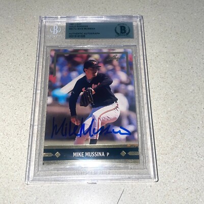 MIKE MUSSINA autographed signed 1991 LEAF ROOKIE CARD BALTIMORE ORIOLES ...