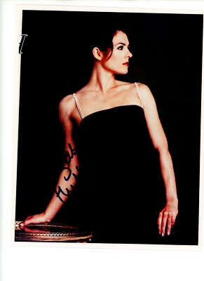 Autographed 8x10 photo Actress Elizabeth Hurley | eBay