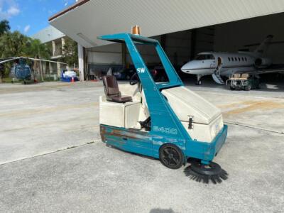 Rider Sweepers - Riding On Floor Sweeper