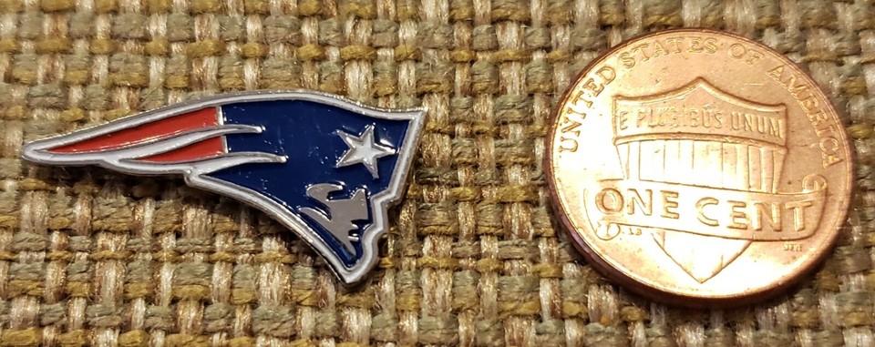 NEW ENGLAND PATRIOTS logo Lapel Pin | eBay