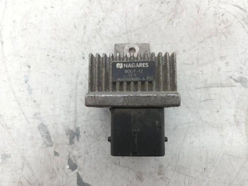 9640469680A Boîtier De Prechauffage pour RENAULT SCENIC II (JM) * 2008 ...