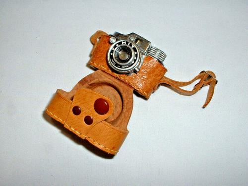 Japanese 1950’s Miniature HIT Camera with Leather Case. | eBay