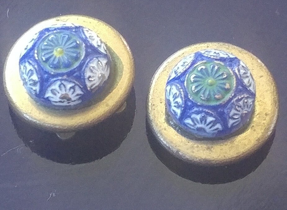 Antique PAIR GENTLEMEN'S BRASS BUTTON COVERS COLORFUL… - Gem