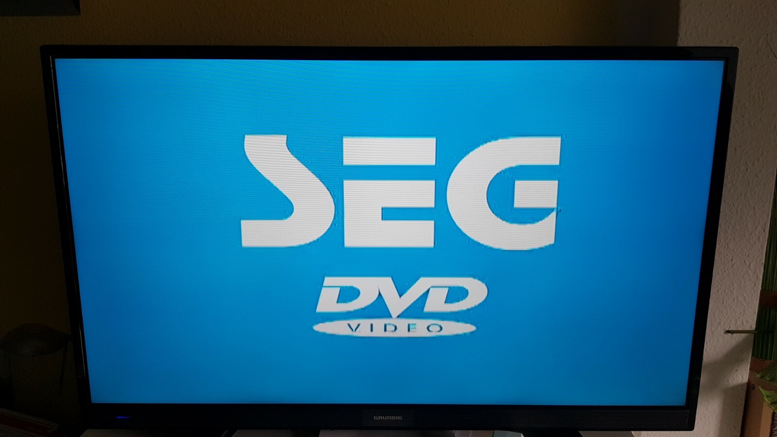 SEG 2010 DVD Player CD Player MP3 - DTS Dolby Digital, silber *TOP* | eBay