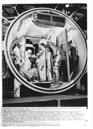 ORIGINAL 1962 Space NASA Press Photo Astronaut John Glenn Altitude ...