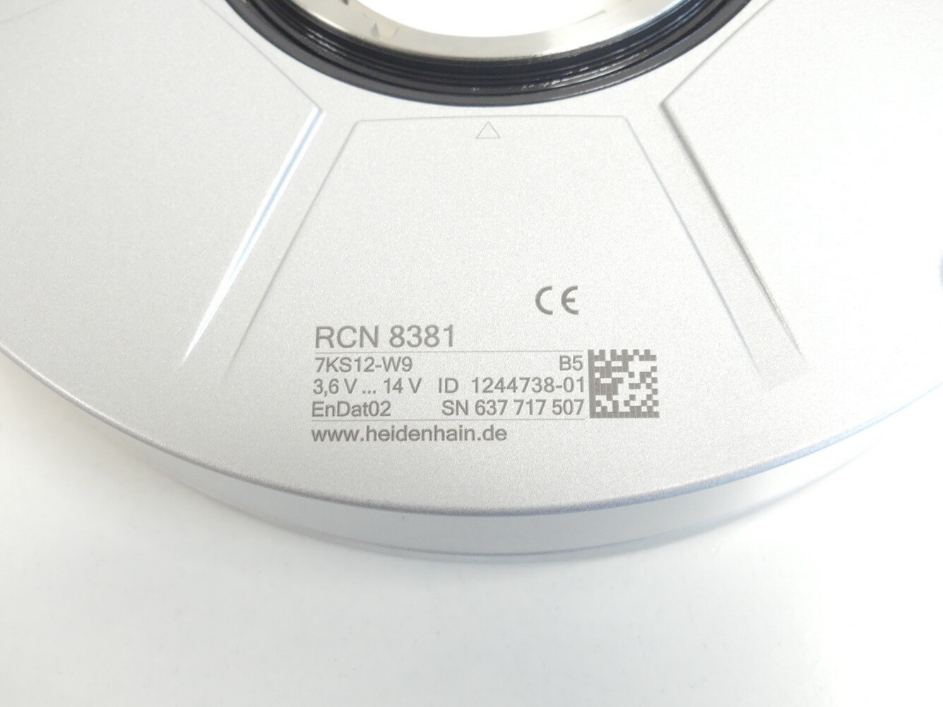 Heidenhain RCN 8381 7KS12-W9 Id.Nr. 1244738-01 SN:637717507 ...