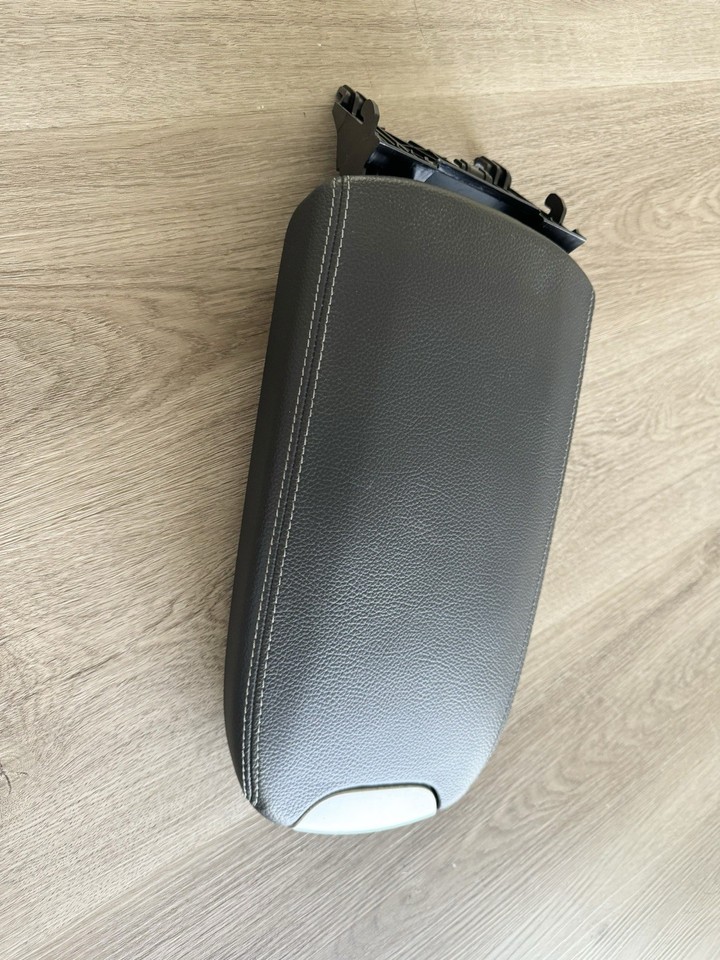 2006-2012 MERCEDES W164 ML350 GL450 CENTER CONSOLE ARMREST ARM REST LID ...
