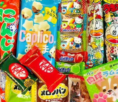 Japanese Candy Cute Set Star chocolates Cookies KitKat Marshmallow Hi ...