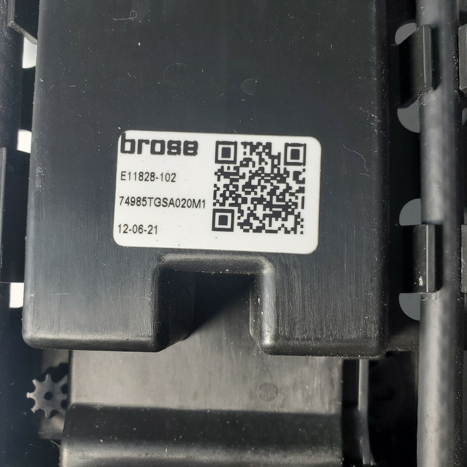 Honda Passport 19-21 Garnish & Power Tailgate Kick Sensor 74985-TGS-A02 ...