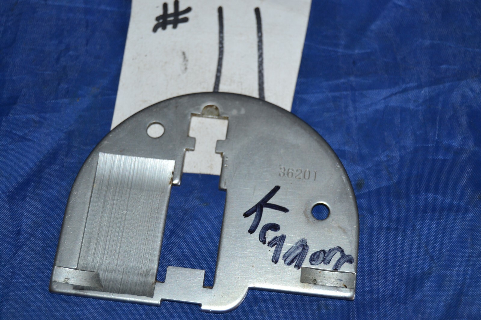 SLIDE PLATES & NEEDLE PLATES FOR SEWING MACHINES ORIGINAL/AFTERMARKET ...