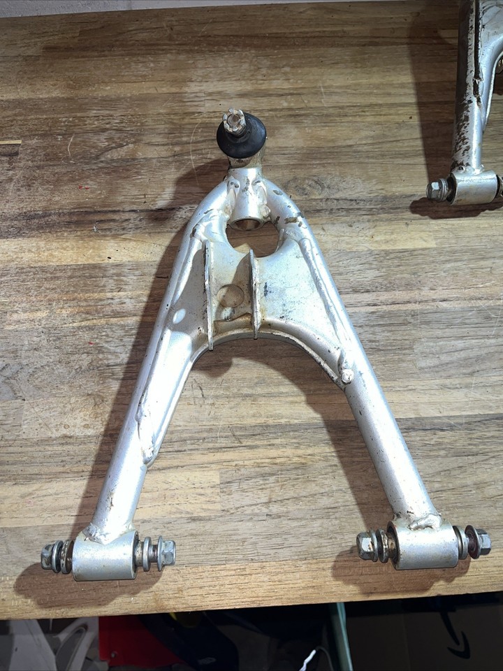 1986 Honda TRX250R Front A Arm Set A Arms Left and Right Upper Lower | eBay