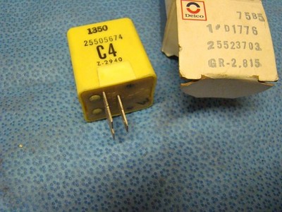 NOS GM #25523703 D1776 GR.2.815 HORN RELAY | eBay