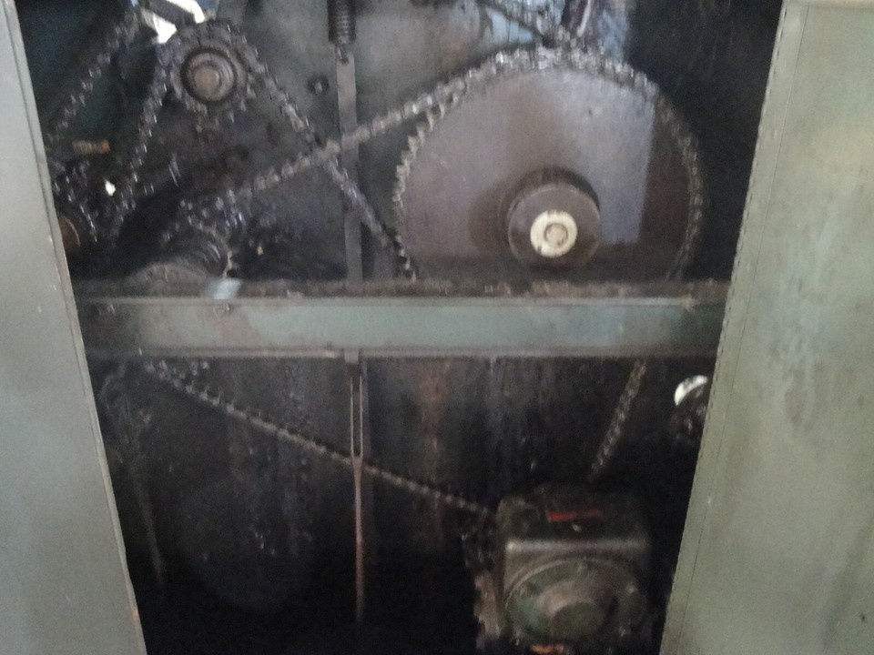 Chicago flat work ironer model SA18-110-F, excellent working condition ...