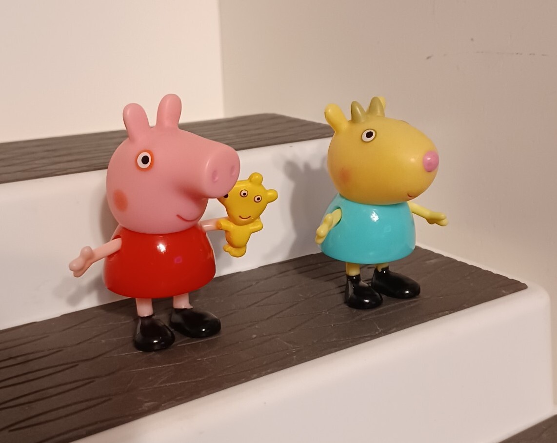RARE. Peppa Pig Gabrielle Goat Figure In Pure Light Green Dress ...