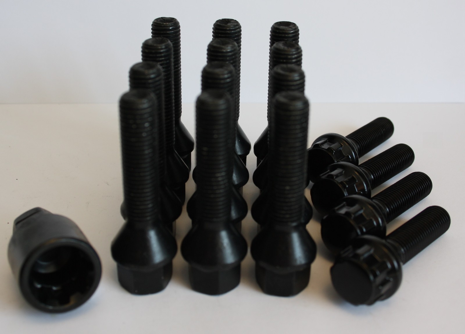 12 X M12 X 1.5 40MM BLACK WHEEL BOLTS & LOCKING FIT VAUXHALL CALIBRA ...