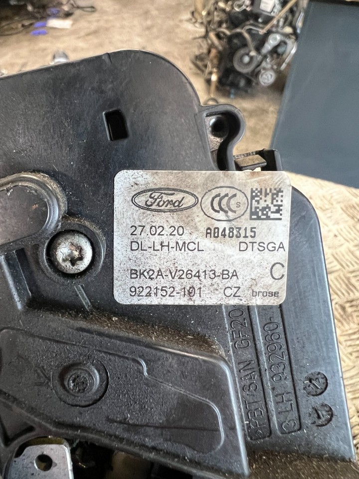 2019 FORD TRANSIT CUSTOM SIDE LOAD DOOR LOCKING CATCH MECHANISM ...