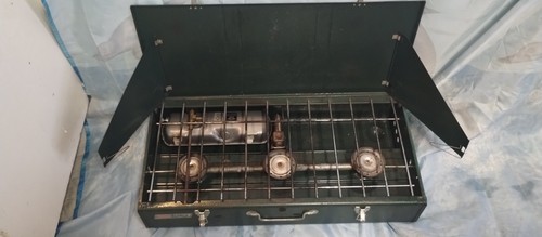 Coleman 428 Dual Fuel 3 Burner Camping Tailgate Stove Tested and ...