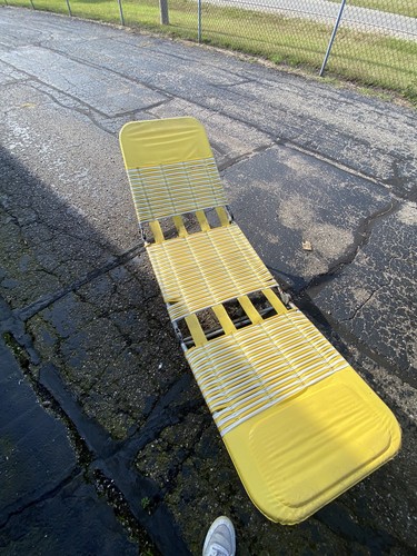 Vintage Yellow Folding Vinyl Jelly Tube Chaise Lounge Chair Beach Deck ...