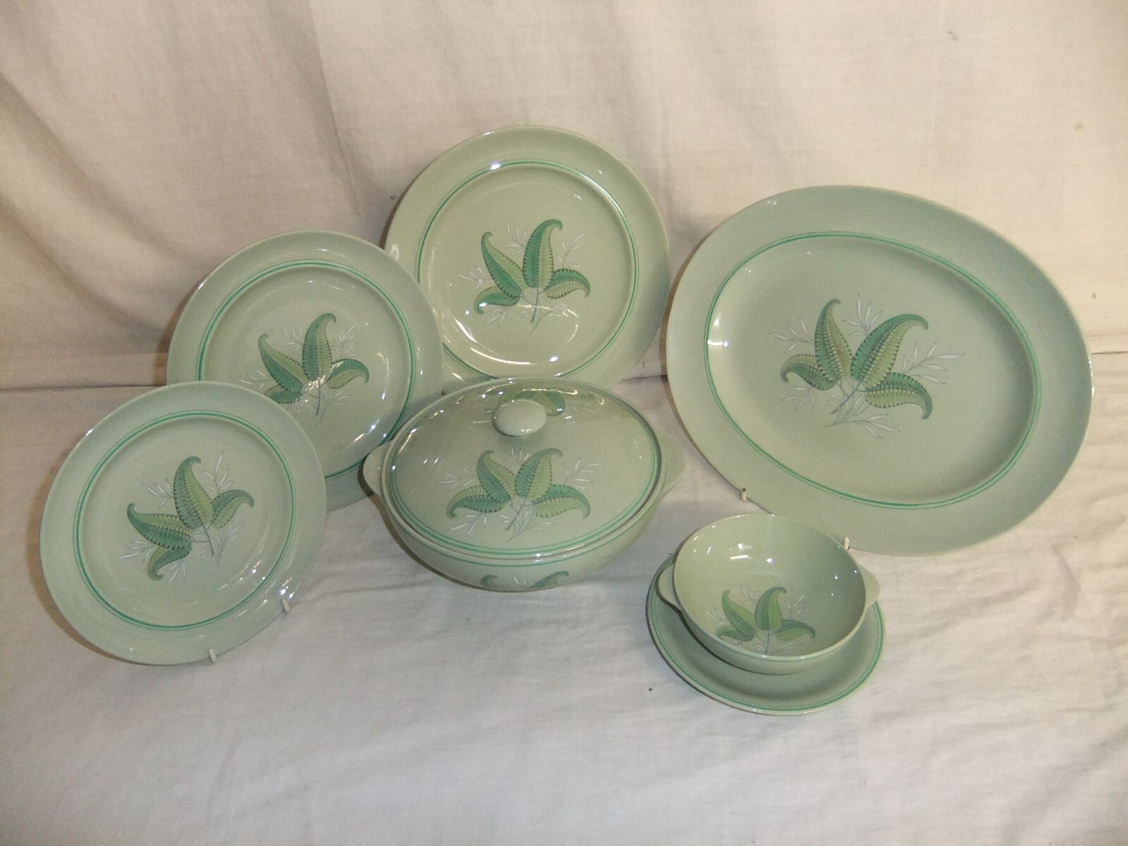 c4 Pottery Spode Flemish Green - Montego - retro vintage green ...