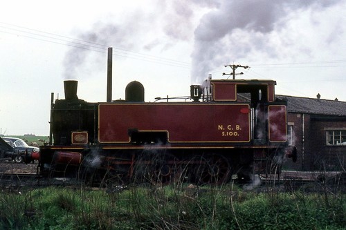 NCB hc 0-6-0t No.s102 Peckfield Colliery West Yorkshire 1970 Rail Photo ...