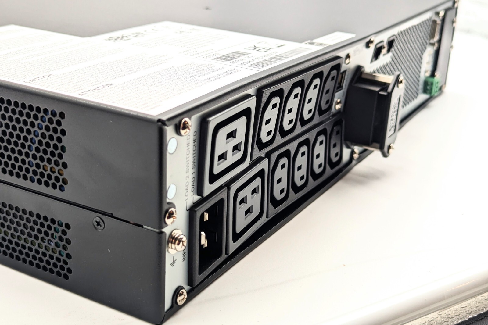 Tripp Lite SUINT3000LCD2u Double-Conversion UPS 208/230V 3000VA 2.7kW ...