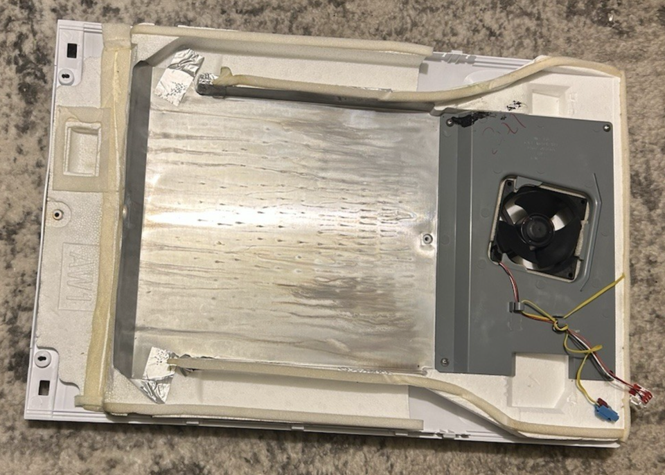 DA97-12609C Samsung Refrigerator Fresh Food Evaporator Fan Motor Cover ...