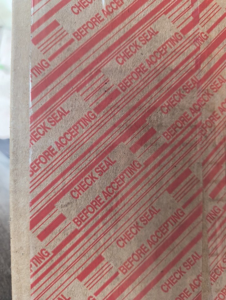 3M Scotch Box Sealing Tape 371, 72mm x 100m, Moisture-Resistant, Red ...